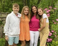 About – Katie Renae